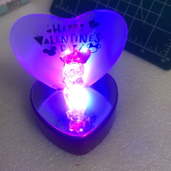 Disney | Accents | Disney Light Up Glass Figurine Minnie | Poshmark